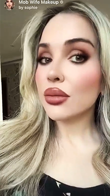 Mob Wife Makeup | Lenslist